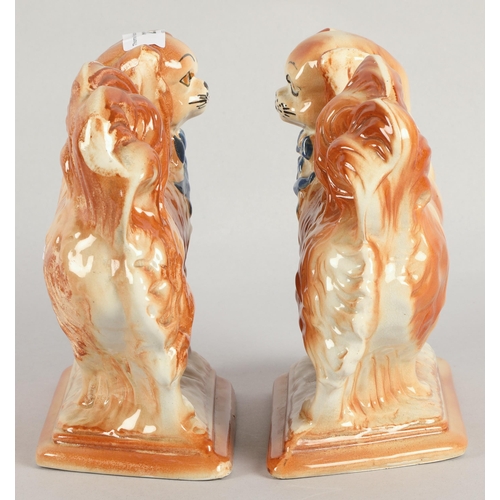 Pair of wally dogs, each 20cm h.