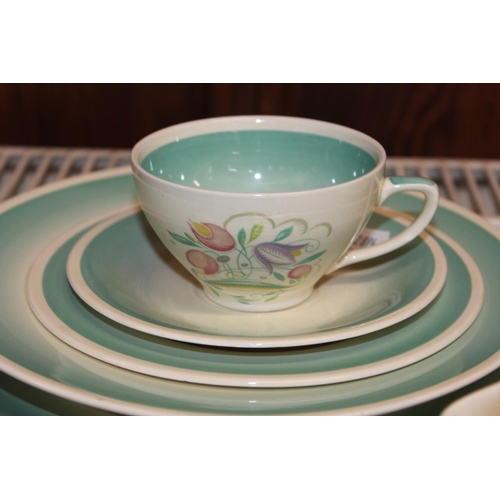 Susie Cooper floral green and white patterned dinner service.