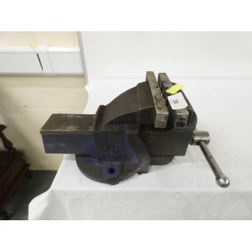 Large 'Record' bench vice.