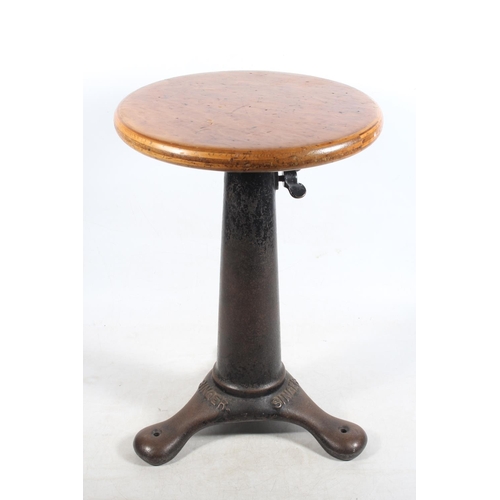 Singer sewing machine stool, 43cm high.