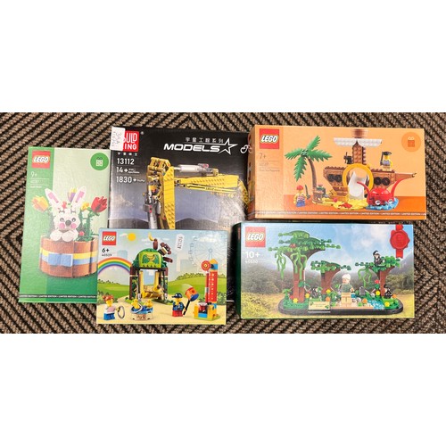 Four boxed and unopened Lego sets to include Easter Basket 40587 ...