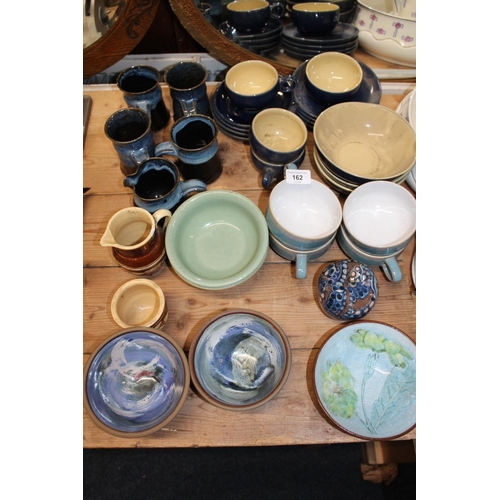 Collection of ceramics to include a Nairn Pottery (Gordon Macintyre ...