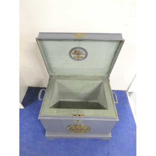 Victorian Milner's of Liverpool Patent, fire proof lidded safe, raised ...