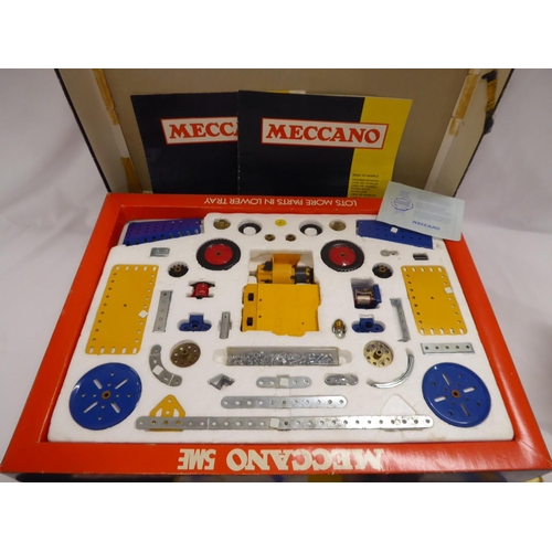 Vintage Meccano sets - 5ME No.6 etc.