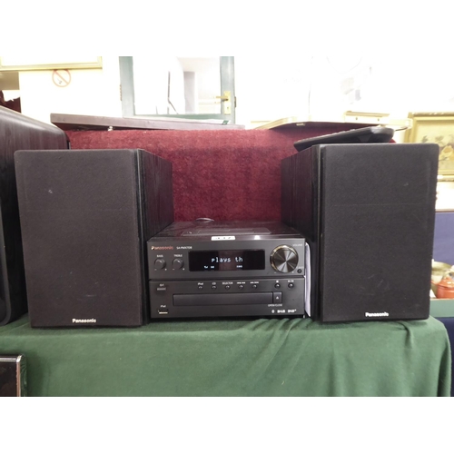 Panasonic SA-PMX7DB hi-fi DAB+/CD/IPod dock and remote