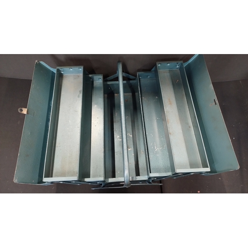 Counter lever tool box closed measurements 8.5 inches high and 16.5 length