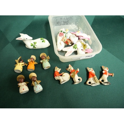 Small Box of Collectable Animals & Figures.