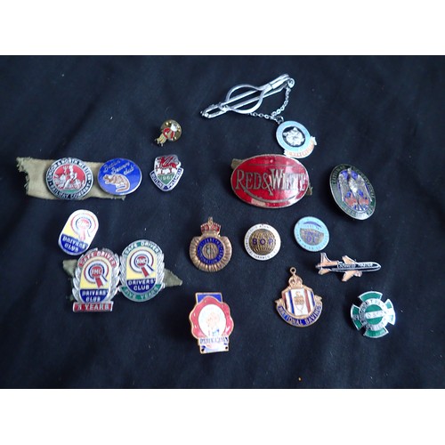 Some Rare and unusual enamel pin badges inc Butlins, Butlins Beaver ...