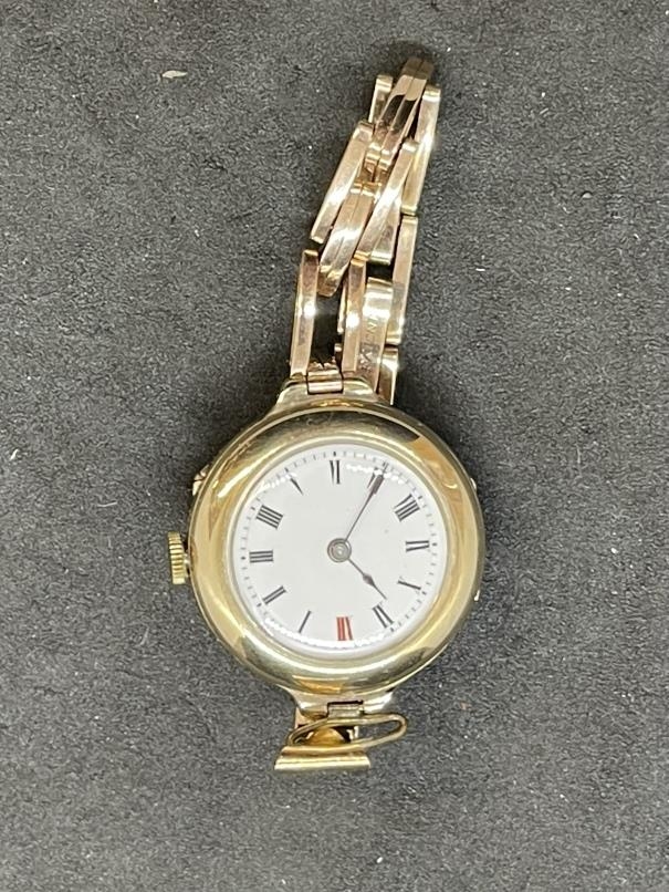 Watches: Early 20th cent. 9ct gold ladies wristwatch on 9ct expanding ...