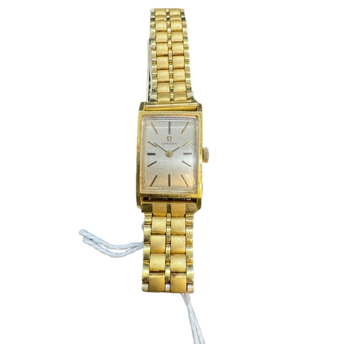 Ladies vintage mechanical Omega watch (484 movement) with gold tone ...