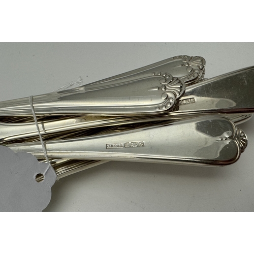 Silver: A set of twelve Jesmond pattern fish knives, Sheffield 1991. 20 ...