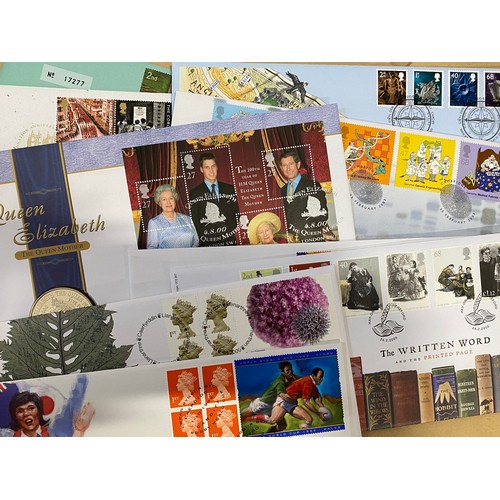 A group of 25 RM PNC coin covers, including 1999 Scottish Parliament £1 ...