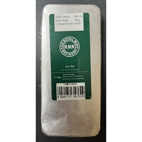 UK Royal Mint Refinery 1 Kilo Silver (999.9 fine) Bullion Cast Bar