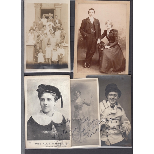 A World accumulation of 150+ postcards, mainly early-mid 20th Century including Holiday Local View P