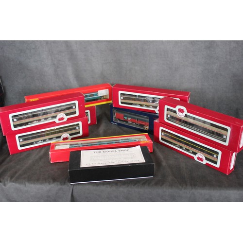 A Hornby HO OO scale GNER 225 train pack, twelve Hornby railway coaches ...