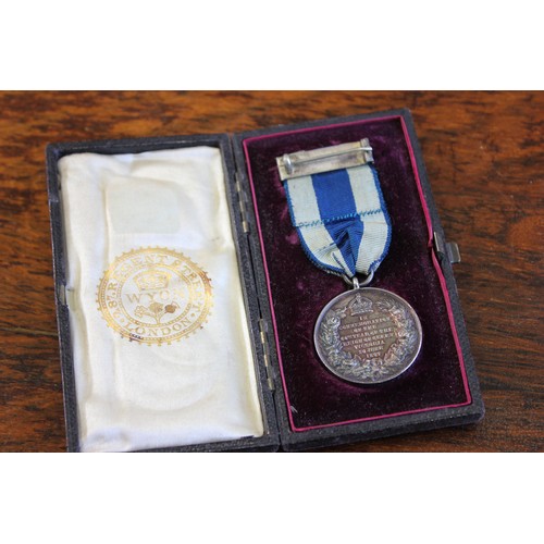A Queen Victoria diamond jubilee medal to Frederick Rutland, Osborne ...
