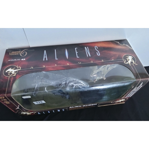 Collectable Mint & Boxes Aliens "Alien Queen" Figurines