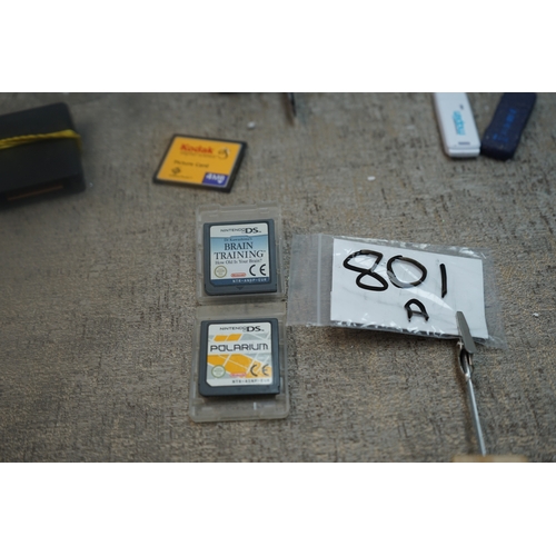 Collection of a Sony Cyber-shot DSC-T7 digital camera, memory cards ...