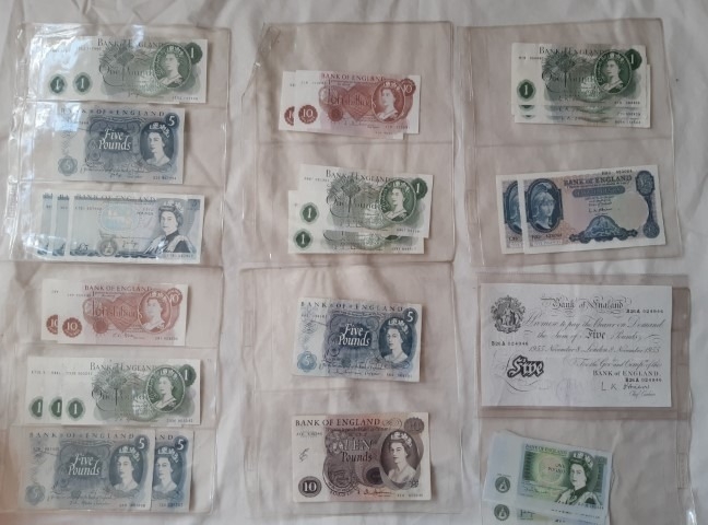A collection of early English bank-notes, 32 notes of various ...