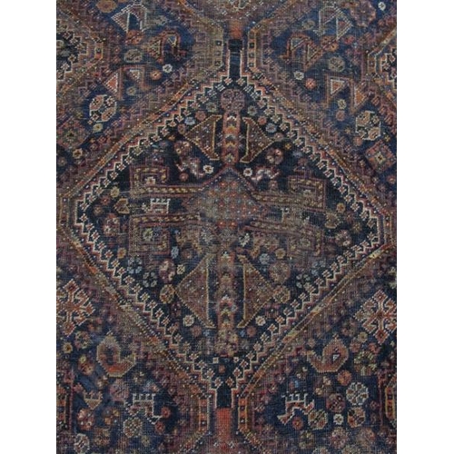 LARGE ORIENTAL WOOLLEN RUG