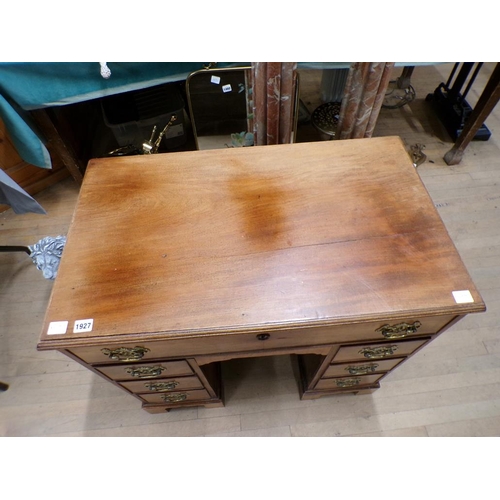 LATE GEORGIAN MAHOGANY KNEEHOLE DESK WITH ONE FITTED LONG FRIEZE DRAWER ...