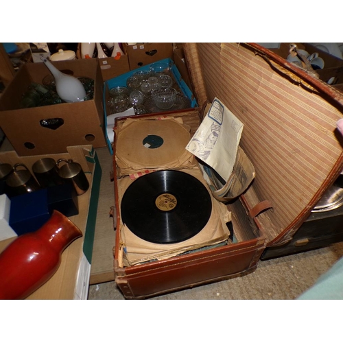 ALBA RECORD PLAYER AND COLLECTION OF RECORDS