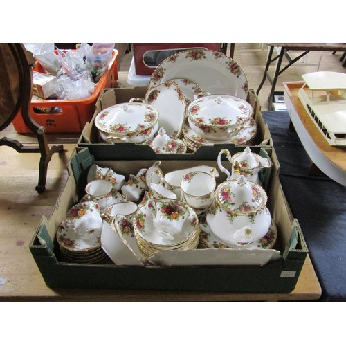 TWO BOXES OF ROYAL ALBERT OLD COUNTRY ROSE