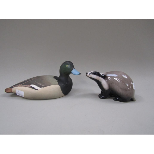 ROYAL DOULTON BADGER, 9CM H AND DOULTON DUCK