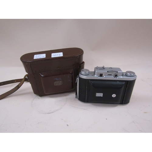 ROSS ENSIGN CAMERA IN LEATHER CASE