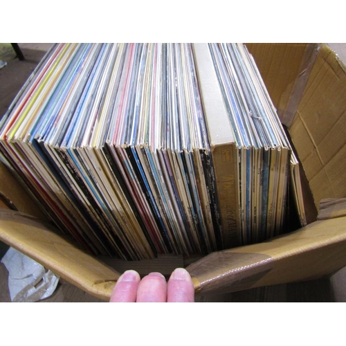 BOX OF MIXED RECORDS