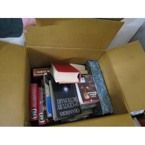 COLLECTION OF MIXED BOOKS