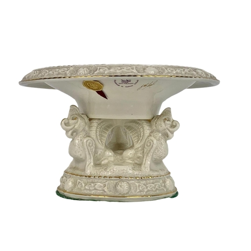 CRÈ Irish pottery centrepiece. Handcrafted in Galway. 20 x 13cm