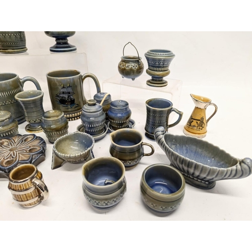 A quantity of Irish Wade pottery