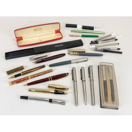 A Collection Of Pens Including Parker X4 Waterman X2 Sheaffer X2