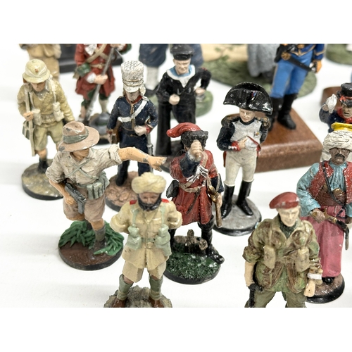 A collection of vintage metal model soldiers. 13 Limited Edition ...