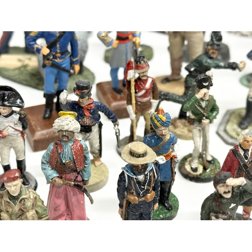 A collection of vintage metal model soldiers. 13 Limited Edition ...