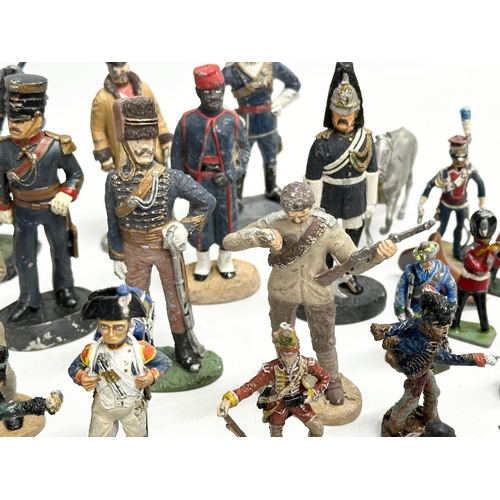 A collection of vintage metal model soldiers. 13 Limited Edition ...