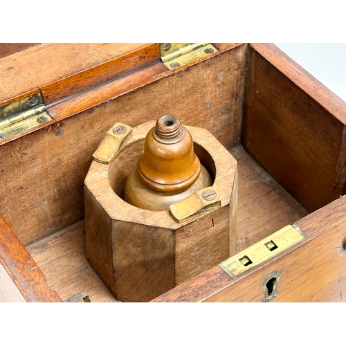 A 19th Century G. Whitbread Artificial Mercury Horizon. 19x14x12cm