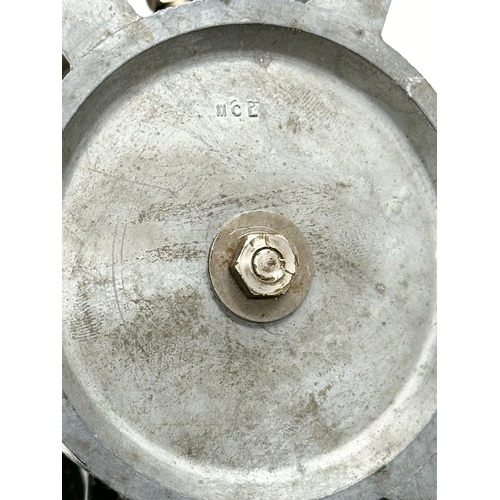 An Astra Pharos N018 Anti Aircraft Gun and Searchlight.