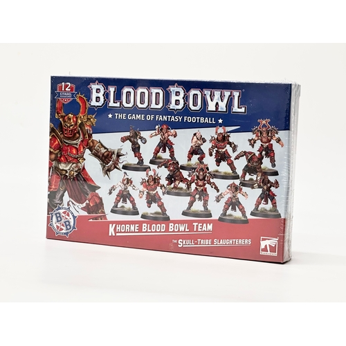An unopened Warhammer Blood Bowl Khorne Blood Bowl Team. The Skull ...