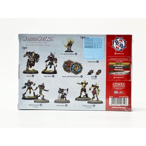 An unopened Warhammer Blood Bowl Shambling Undead Blood Bowl Team. The ...