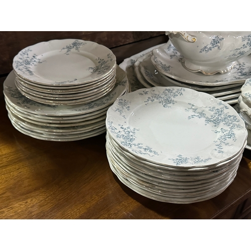 A Late Victorian dinner service. 52 piece.