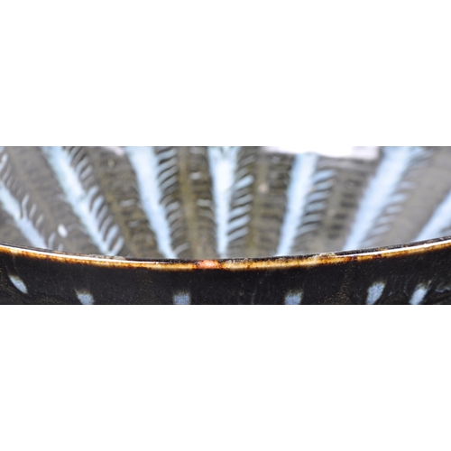 David Eeles (1933-2015) - Shepherd's Well Pottery - A large retro 20th ...