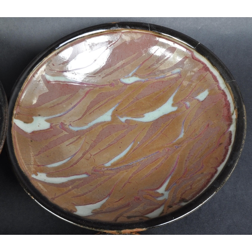 David Eeles (1933-2015) - Shepherd's Well Pottery - A selection of four ...