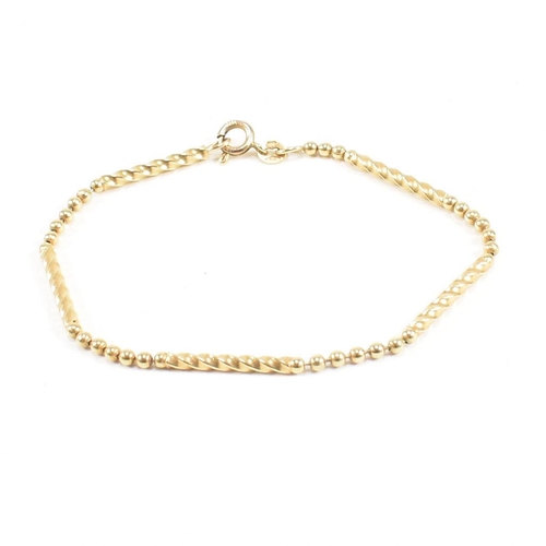 Italian 14ct gold fancy link chain bracelet.ÿ Marked 585 to spring hoop ...