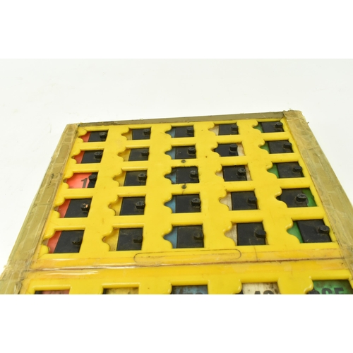 A pair of vintage 20th century fairground / funfair handheld Bingo ...