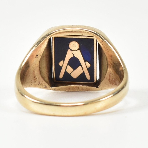 A hallmarked 9ct gold Masonic reversible swivel signet ring. The 9ct ...