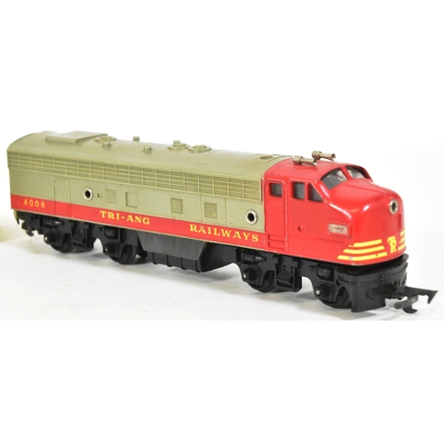 Three vintage Triang OO gauge model railway trainset locomotive engines ...