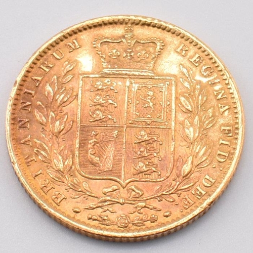 A Queen Victorian 1862 full sovereign coin. The gold full 1862 full ...