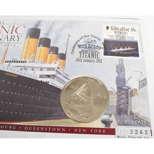 A collection of contemporary British uncirculated coins and coin covers ...